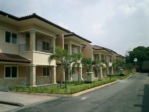 Welcome to Constructa Builders aka lembonghouse If you are looking for rental home south Jakarta ...